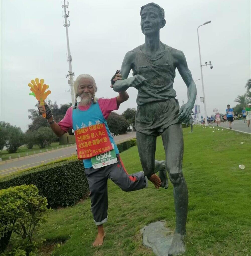 This marathoner just completed his 237th barefoot marathon - Running ...