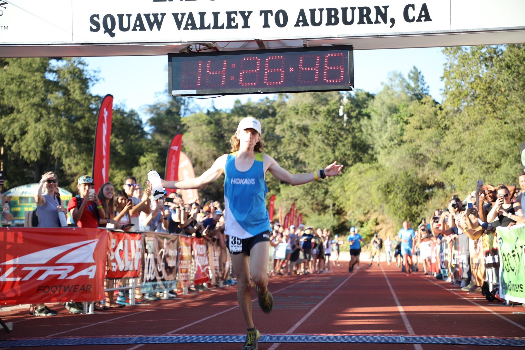 Jim Walmsley wins Western States 100 smashing his own course record ...