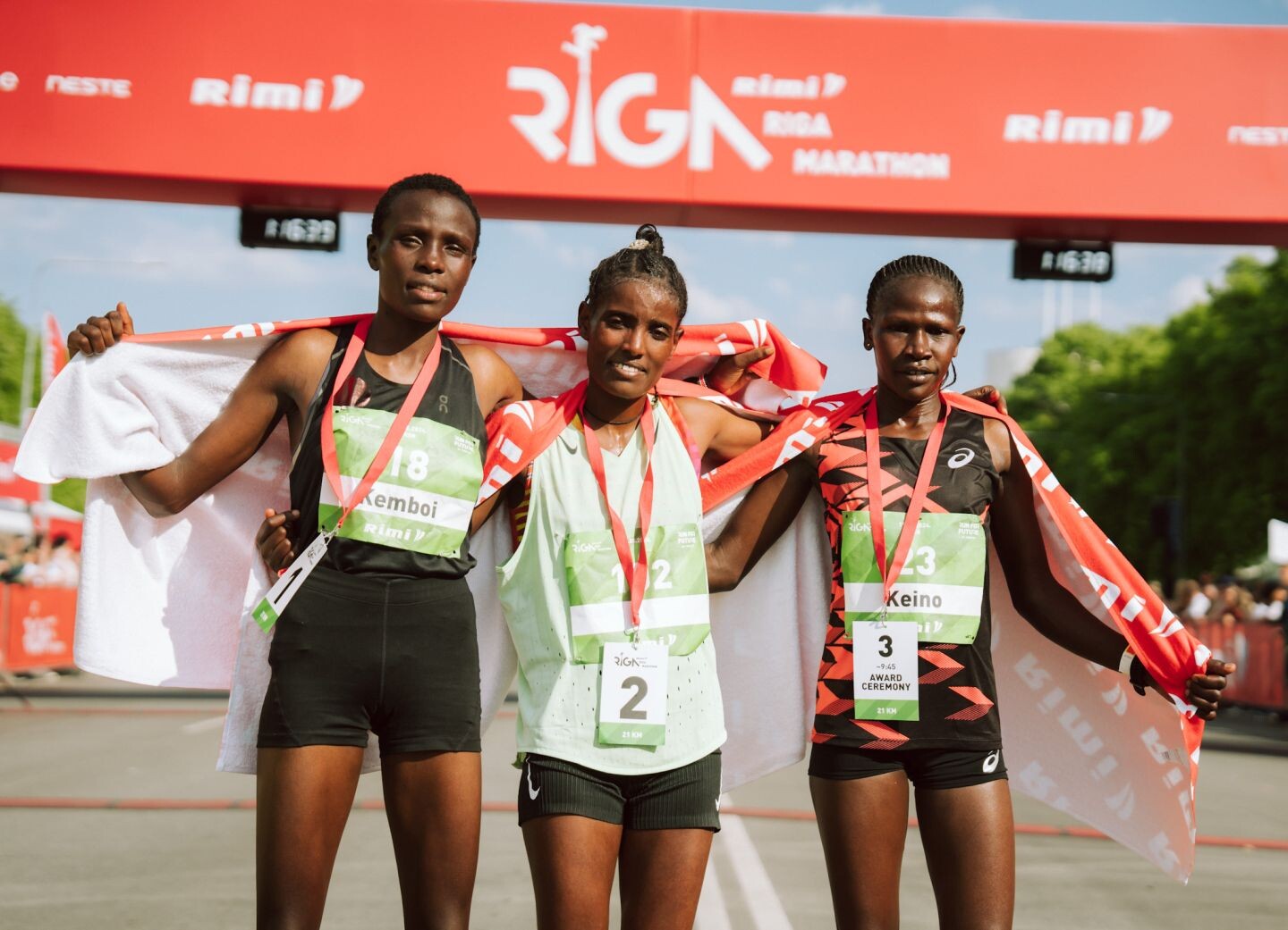 Kenyan runner Judy Jelagat Kemboi set a new course record for the women’s half marathon at the ...